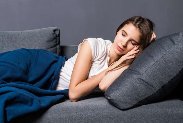 Melatonin: What Is It And What Can You Use It For? - Plixlife